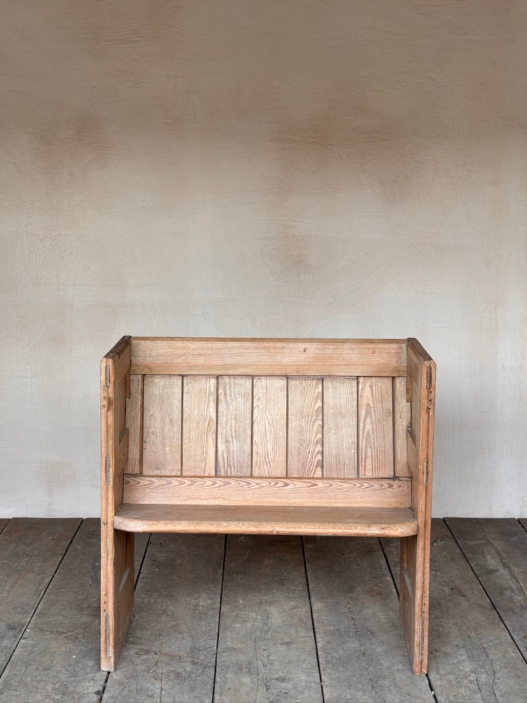 Pitch pine pew – YEW TREE BARN